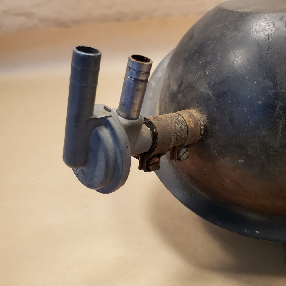 Jaguar XKE E-Type Original Reservac Brake Vacuum Tank Check Valve OEM ...