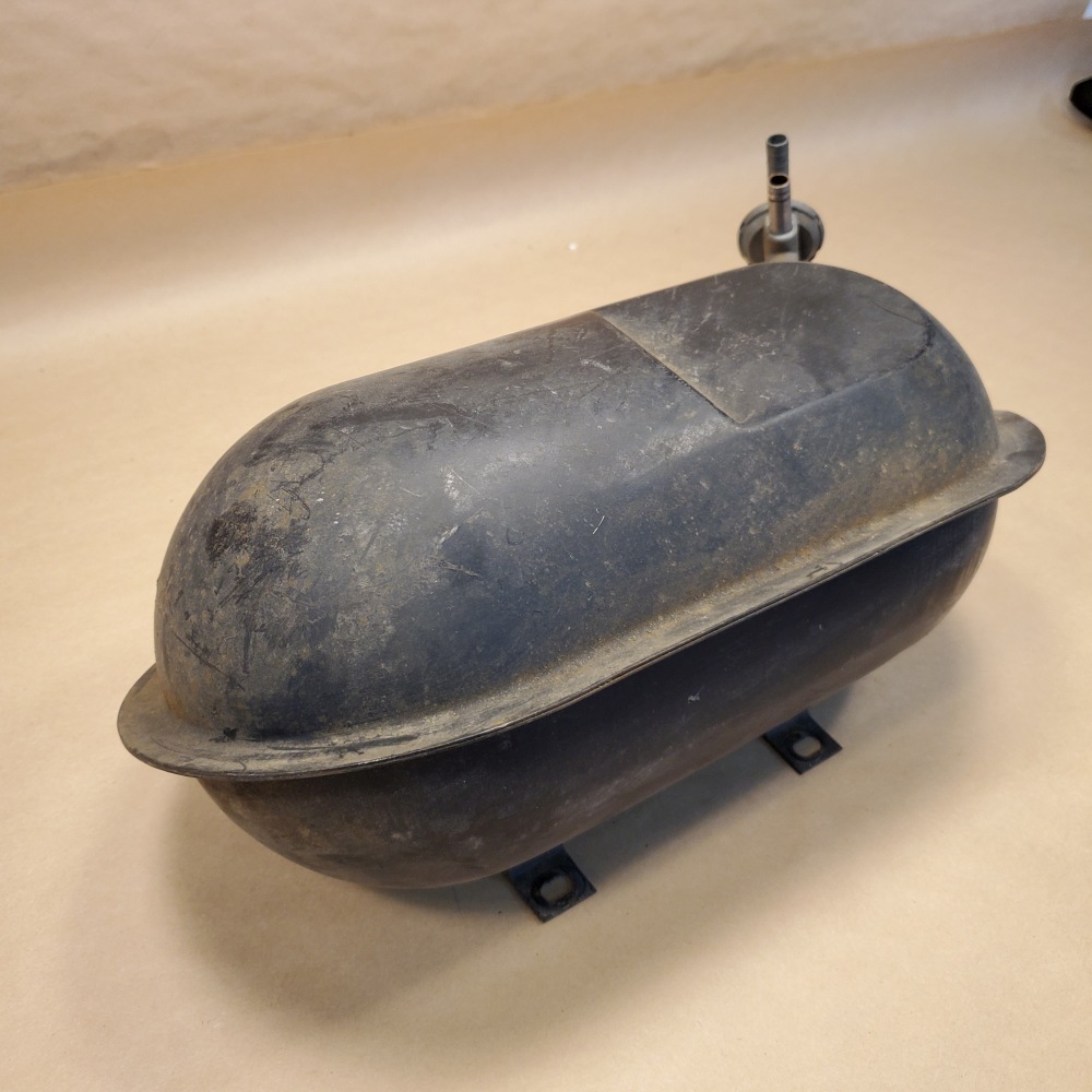 Jaguar XKE E-Type Original Reservac Brake Vacuum Tank Check Valve OEM ...