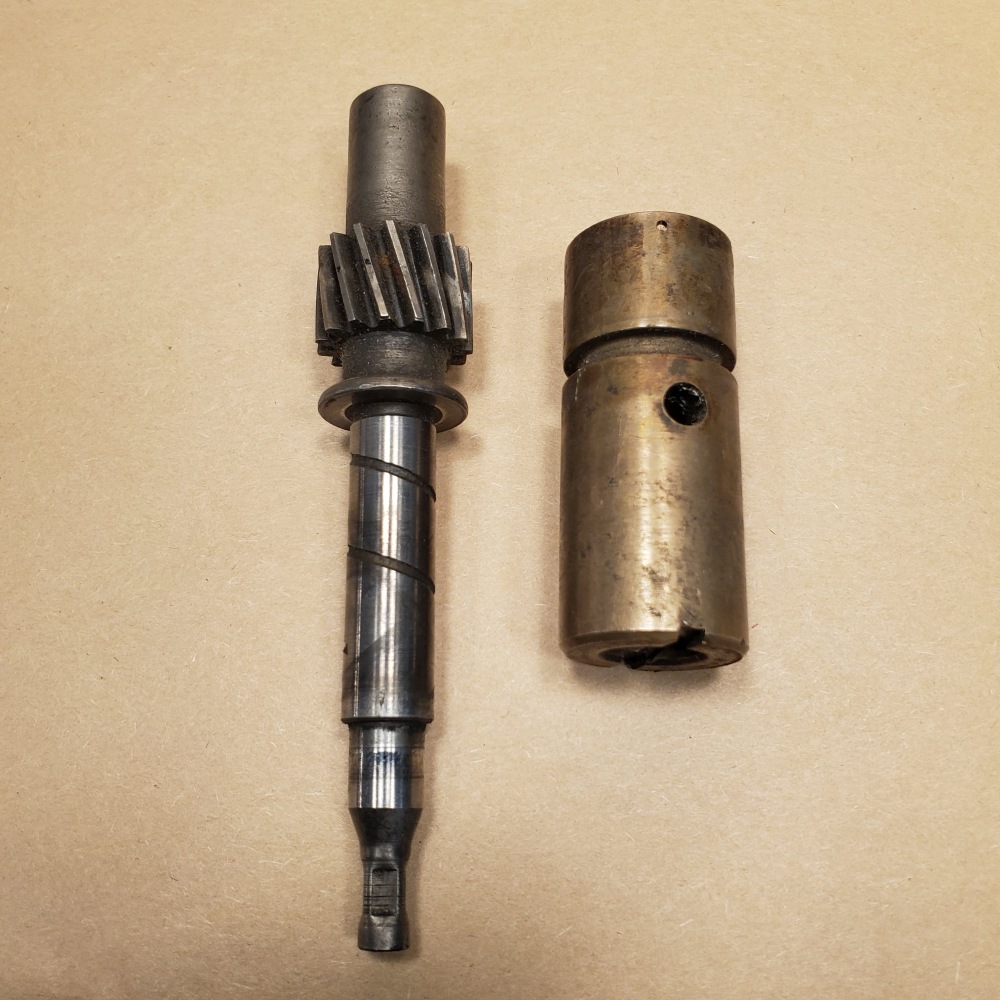 Original Triumph TR2 TR3 TR4 TR4A Speedometer Gear Drive and Housing ...