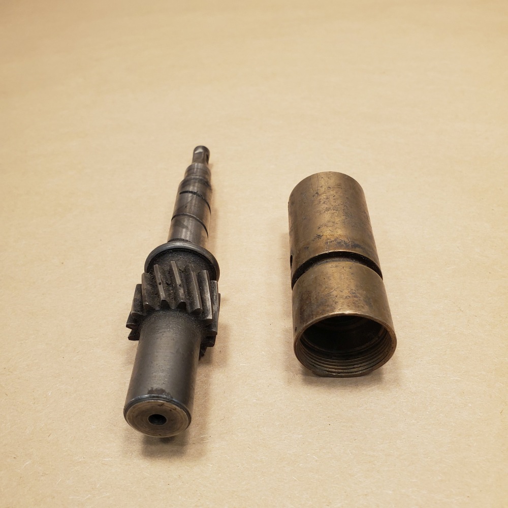 Original Triumph TR2 TR3 TR4 TR4A Speedometer Gear Drive and Housing ...