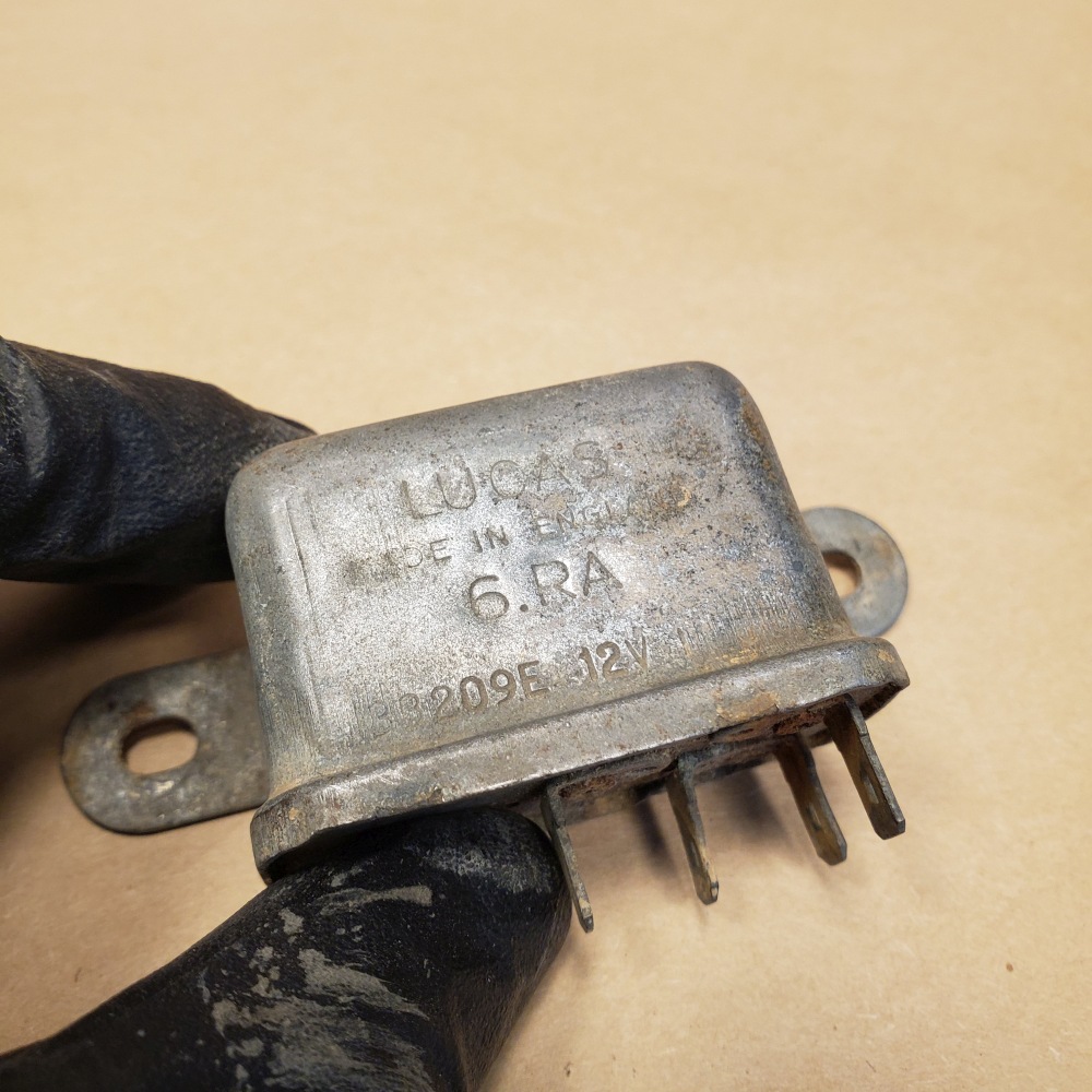 Jaguar XKE E-Type Series 1 Lucas 6RA Horn Relay 33209E Dated 11/65 ...