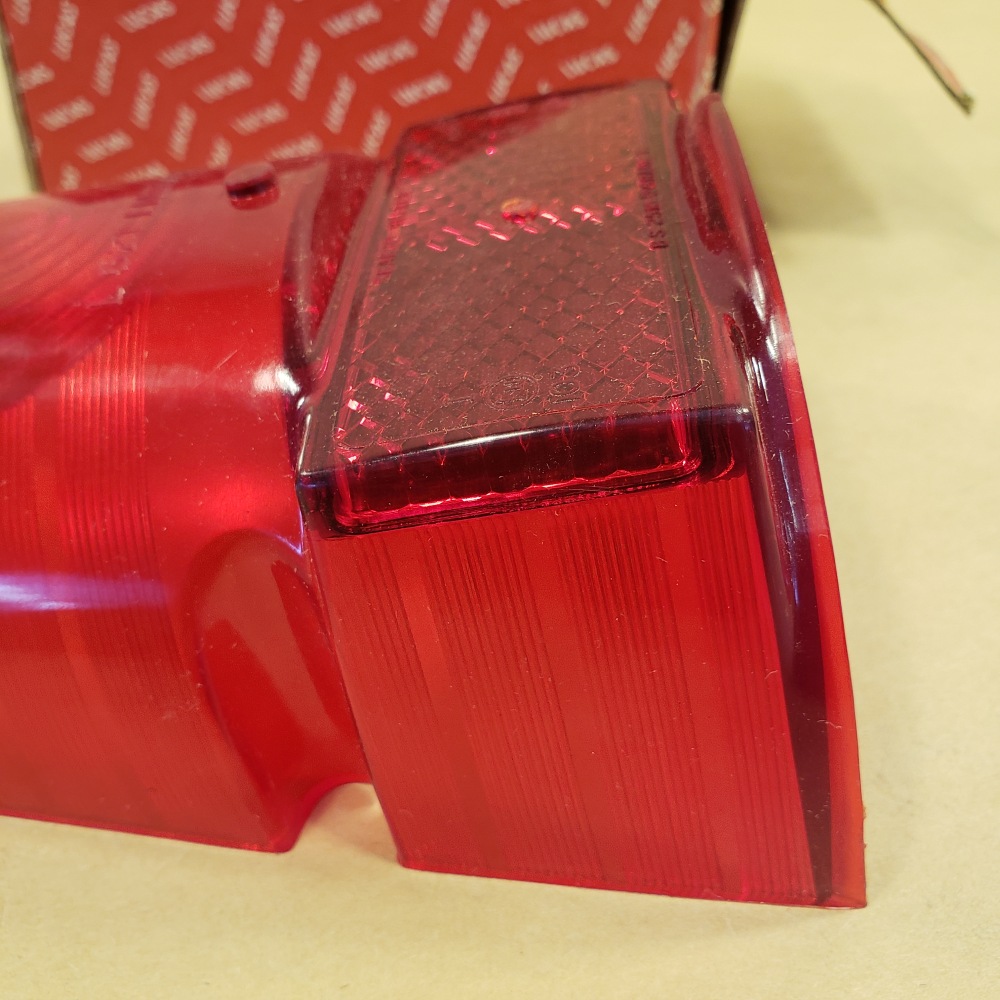 Austin A55 Cambridge Tail Light Tail Lamp Lower Lens Red Lucas L621 ...