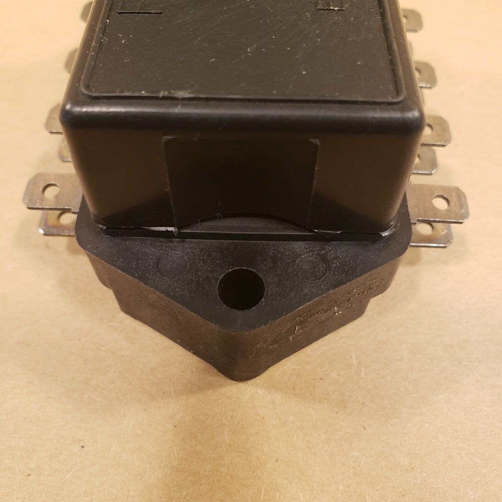 Lucas 7FJ Fuse Box and Cover 37420 Suitable for Triumph MG Mini Lotus ...