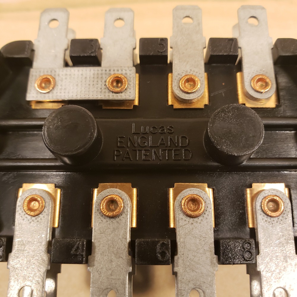 Lucas 7FJ Fuse Box and Cover 37552 Suitable for Triumph MG Austin NOS ...