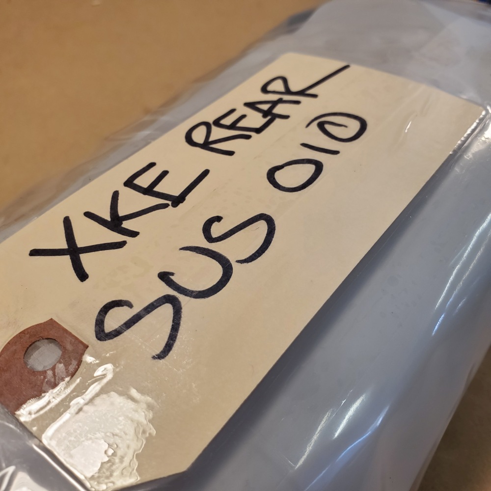 Pair of Jaguar XKE E-Type 4.2 IRS Rear Differential Pumpkin Mounts ...