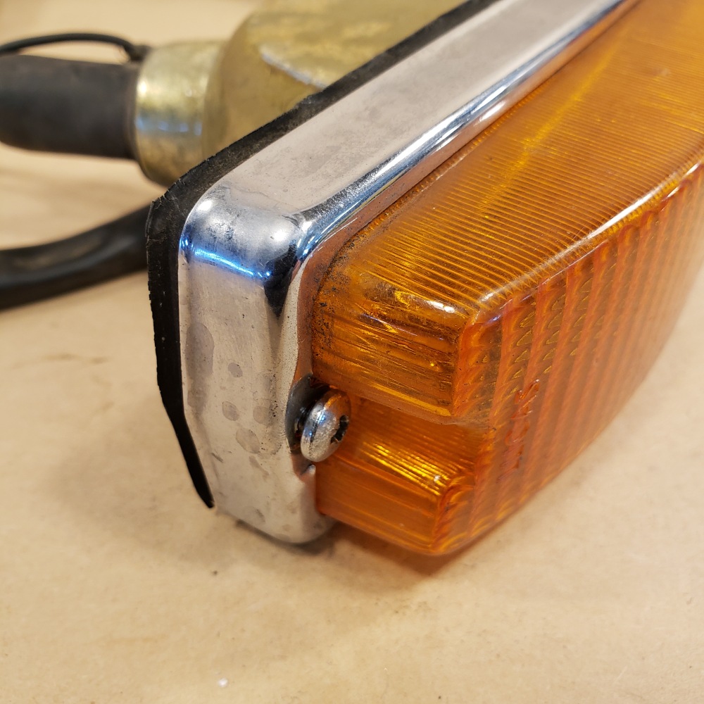Triumph Spitfire GT6 1971-80 Front Turn Signal Light Lamp Chrome Lucas ...