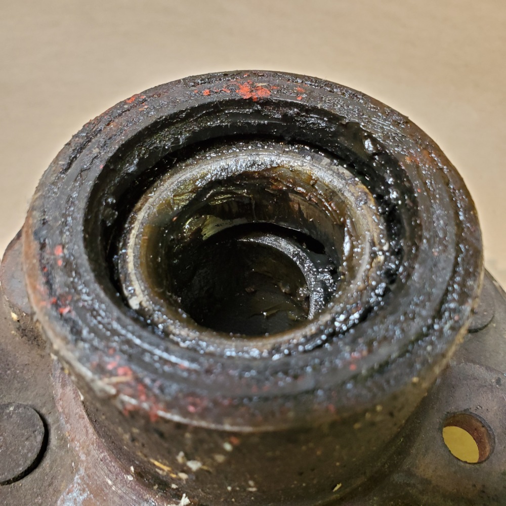 MG MGB Original Front Suspension Disc Steel Wheel Hub Bolt-On 4 Lug OEM ...