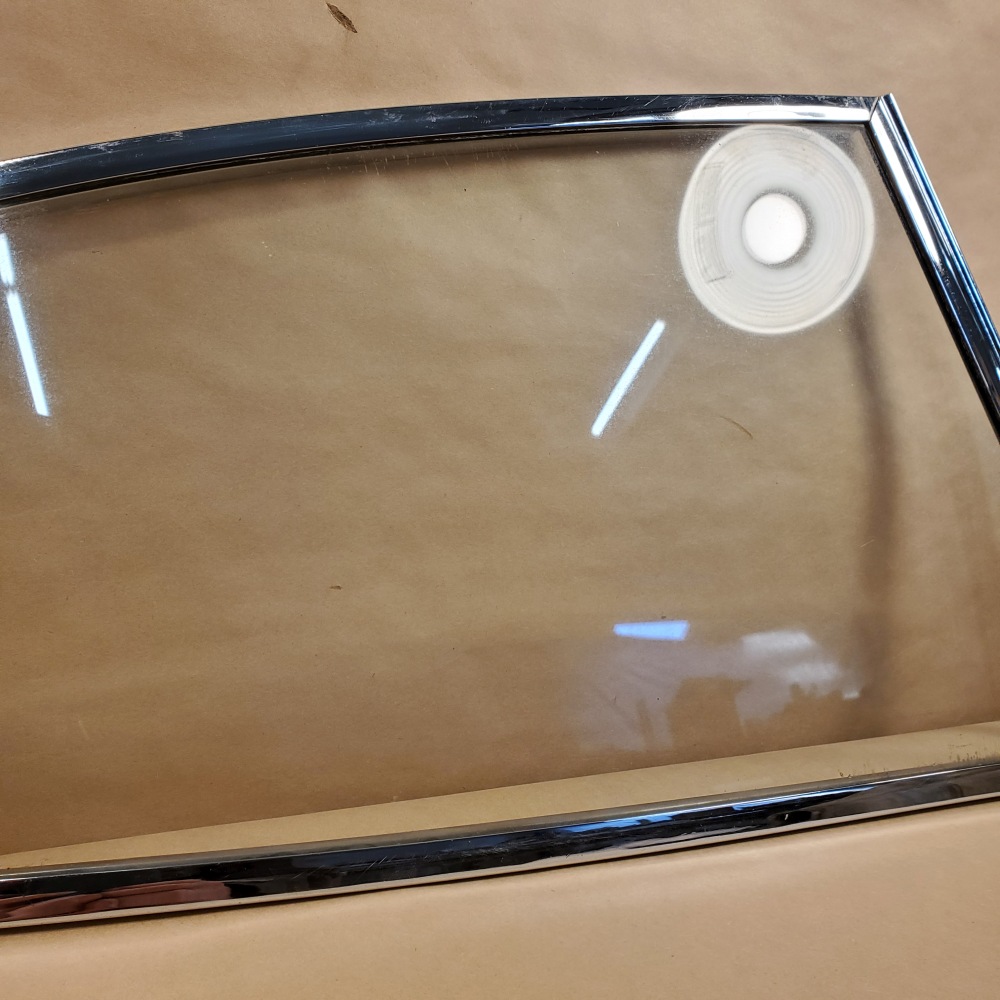 Jaguar Series 1 S1 XKE E-Type Coupe RH Quarter Window Glass Light ...