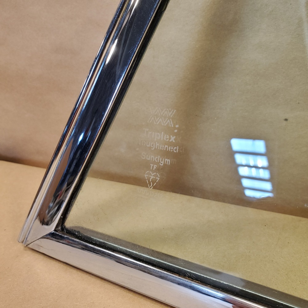 Jaguar Series 2 S2 S3 XKE E-Type 2+2 LH Left Quarter Light Window Glass ...