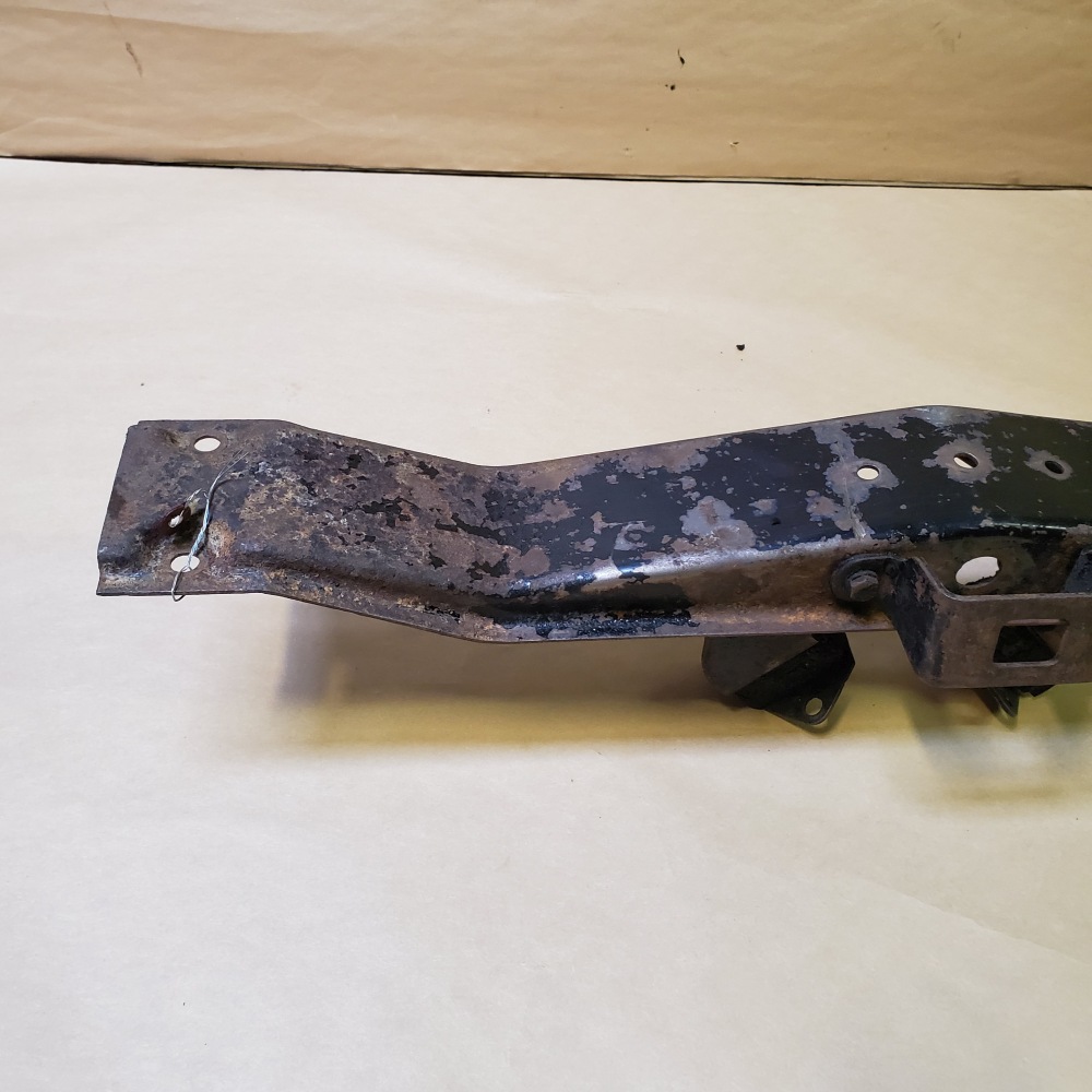 MGB MGBGT Transmission Cross Member Mounting Bracket W/Out Rear Engine ...