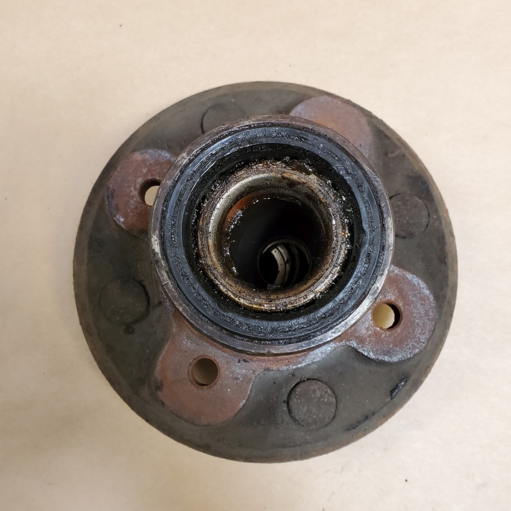 MG MGB Original Front Suspension Disc Steel Wheel Hub Bolt-On 4 Lug OEM ...