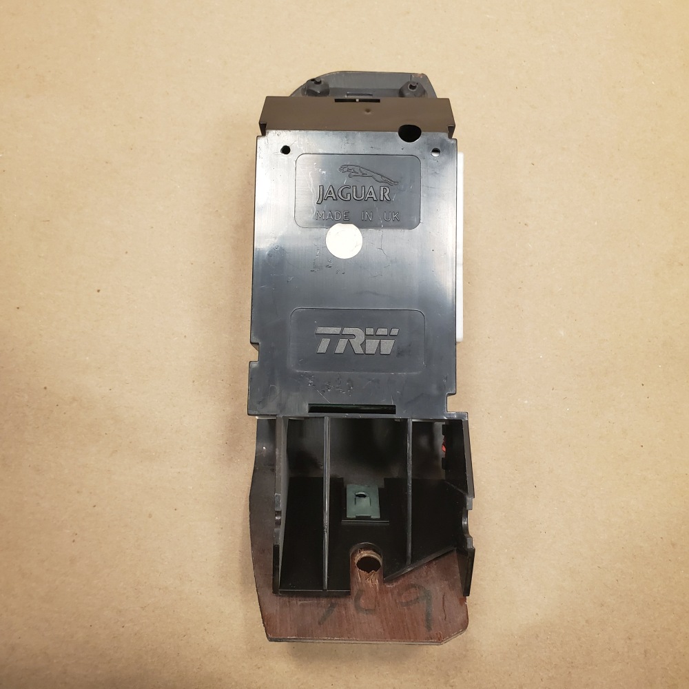 Jaguar XJ6 XJ12 Vanden Plas Driver Side Master Window Switch Panel ...