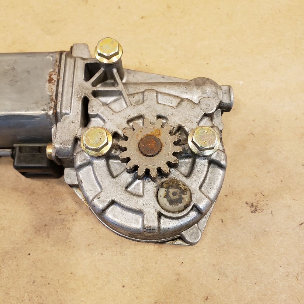 Land Rover Range Rover Classic Bosch 12V Window Lifter Motor 0130821024 ...