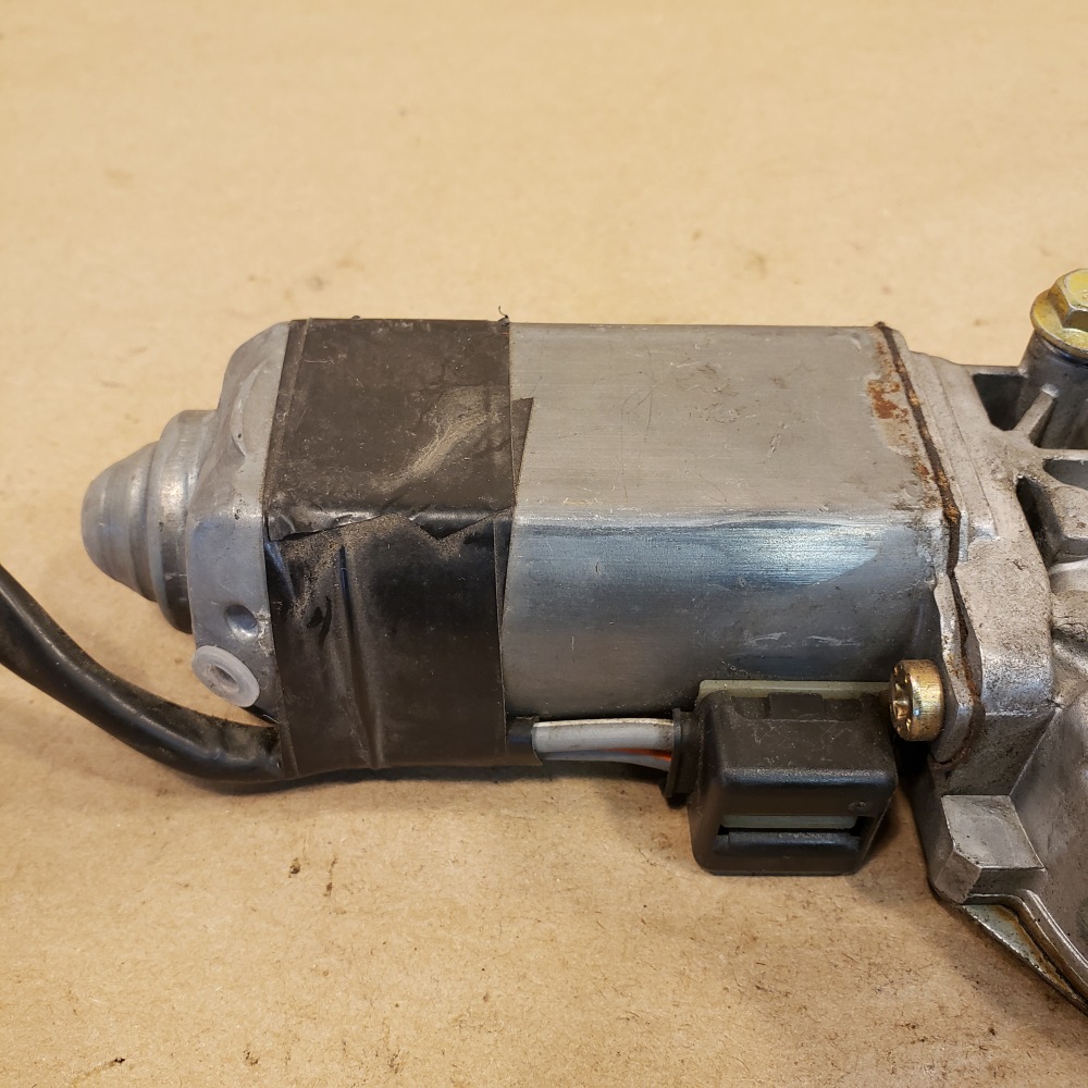 Land Rover Range Rover Classic Bosch 12V Window Lifter Motor 0130821024 ...